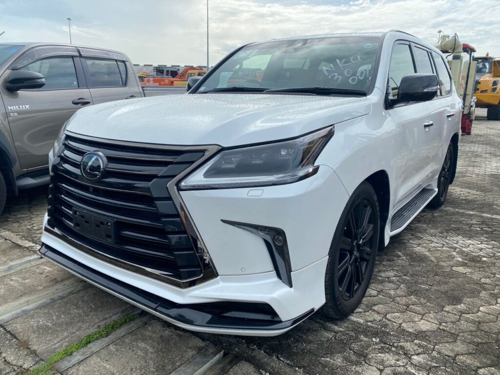 中古車買取ZXの新着情報｜マレーシアへ旅立つ ランクルとLX